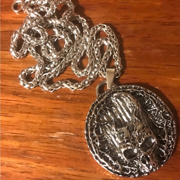 Accessories | Decomposition Desiccate Decay Rot Necrotize Skull Buried ...